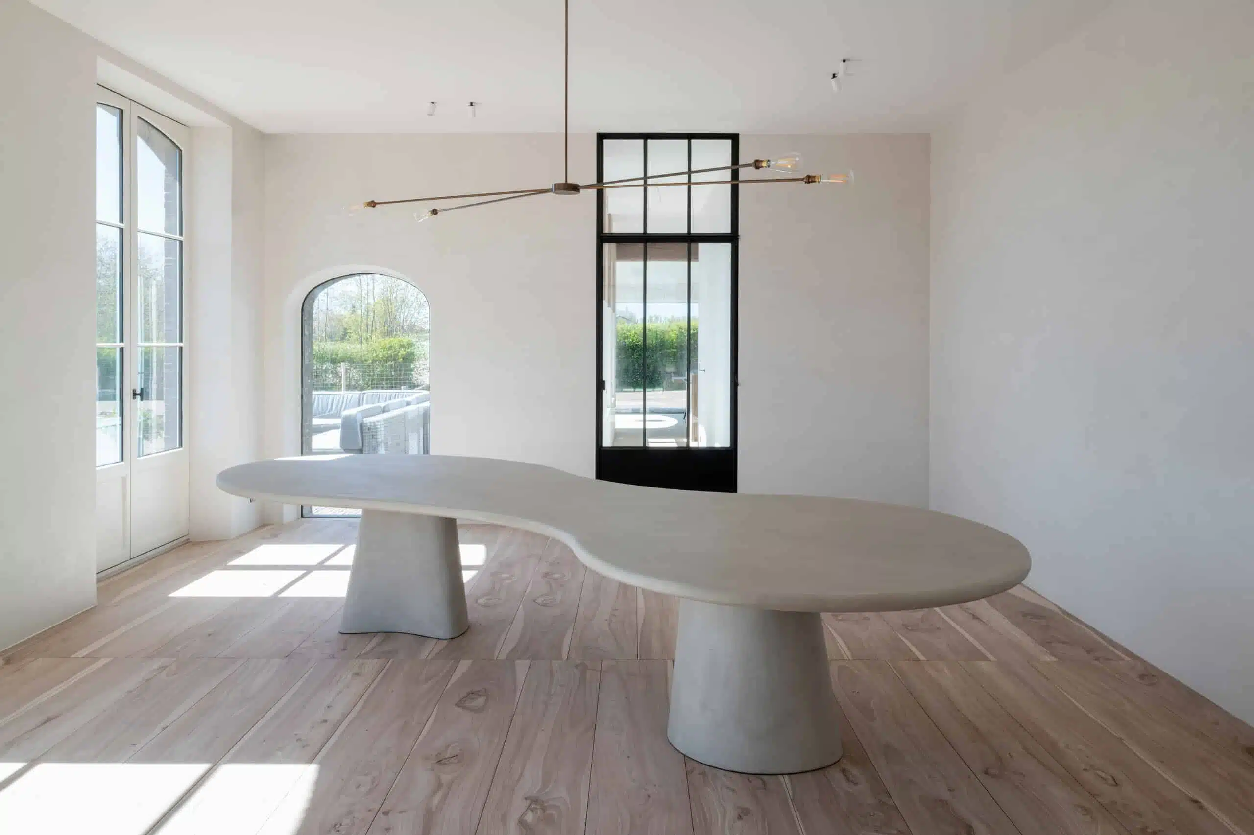 Sculpture Tables – Nestor Rotsen